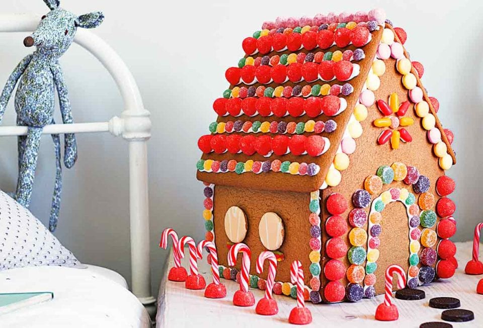 How To Make A Gingerbread House Recipe | Leite's Culinaria