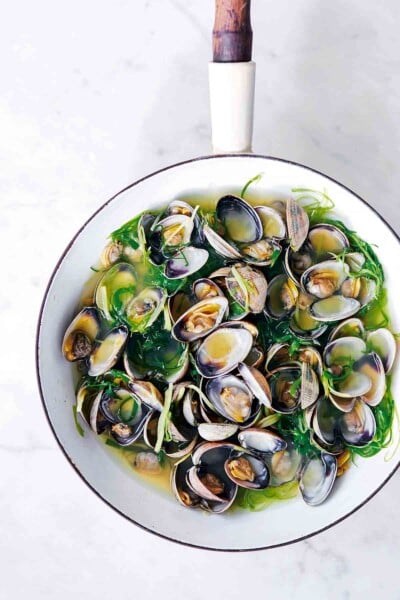 Sake Steamed Clams – Leite's Culinaria