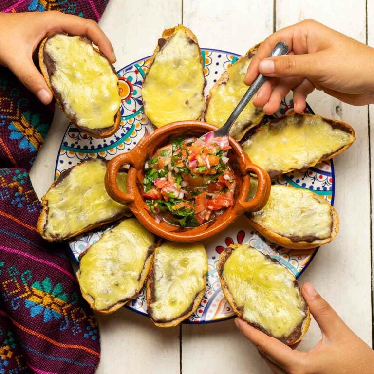 Traditional Molletes – Leite's Culinaria