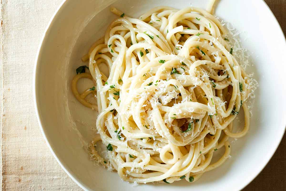 Pasta with Anchovies and Onions – Leite's Culinaria